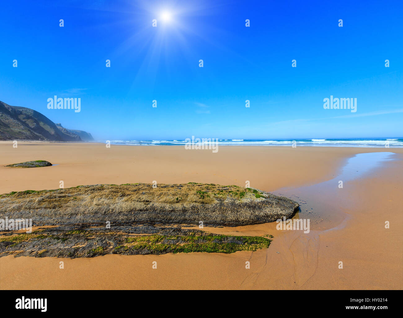 Sunshiny summer sandy beach (Algarve, Costa Vicentina, Portugal Stock ...