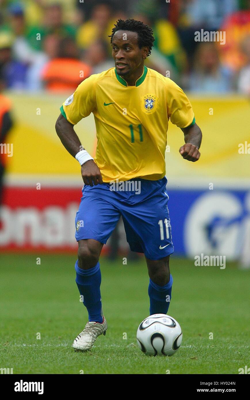 ZE ROBERTO BRAZIL & BAYERN MUNICH SIGNAL IDUNA PARK DORTMUND GERMANY 27 ...