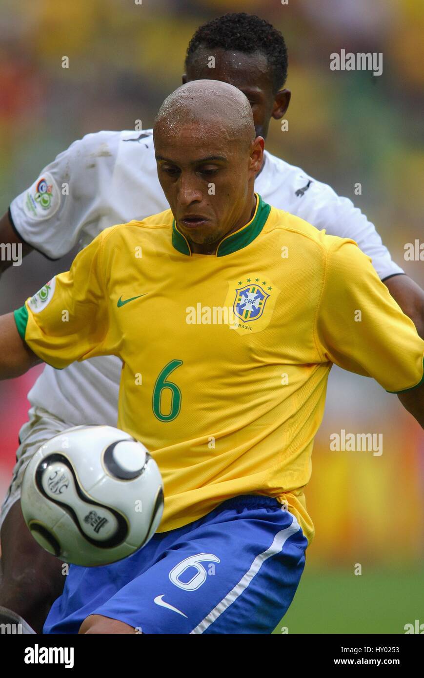 ROBERTO CARLOS BRAZIL & REAL MADRID SIGNAL IDUNA PARK DORTMUND GERMANY ...