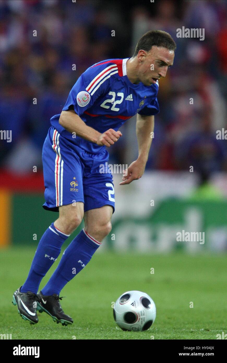 JEREMY TOULALAN FRANCE & OLYMPIQUE LYON STADE DE SUISSE BERNE ...