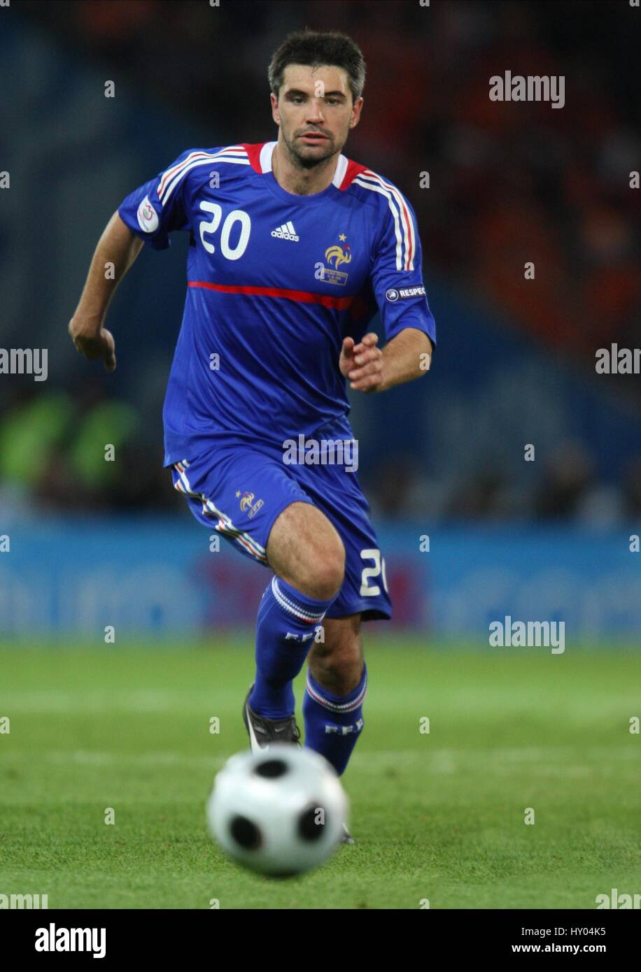 JEREMY TOULALAN FRANCE & OLYMPIQUE LYON STADE DE SUISSE BERNE ...