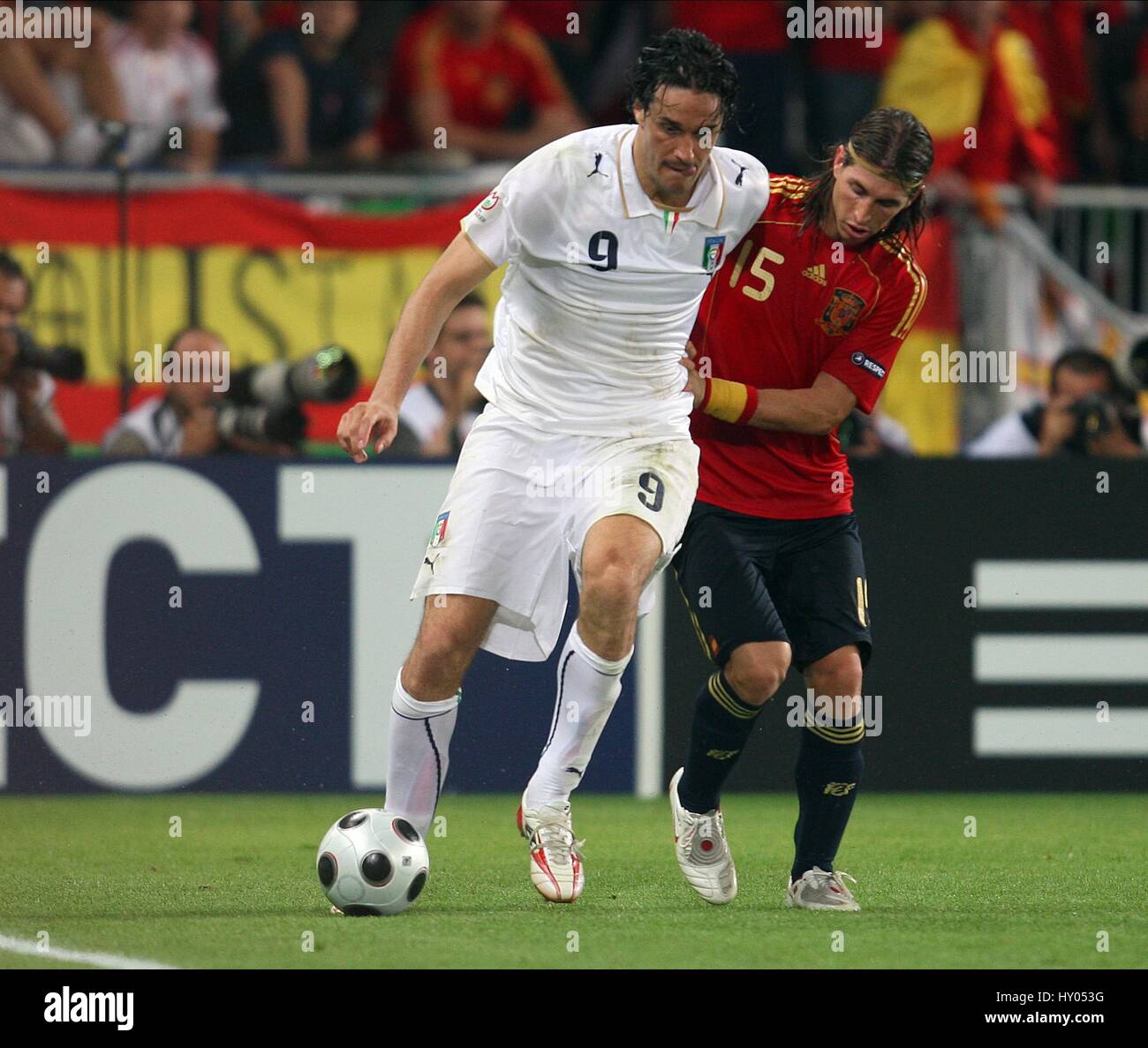 LUCA TONI & SERGIO RAMOS SPAIN V ITALY ERNST-HAPPEL STADIUM VIENNA ...