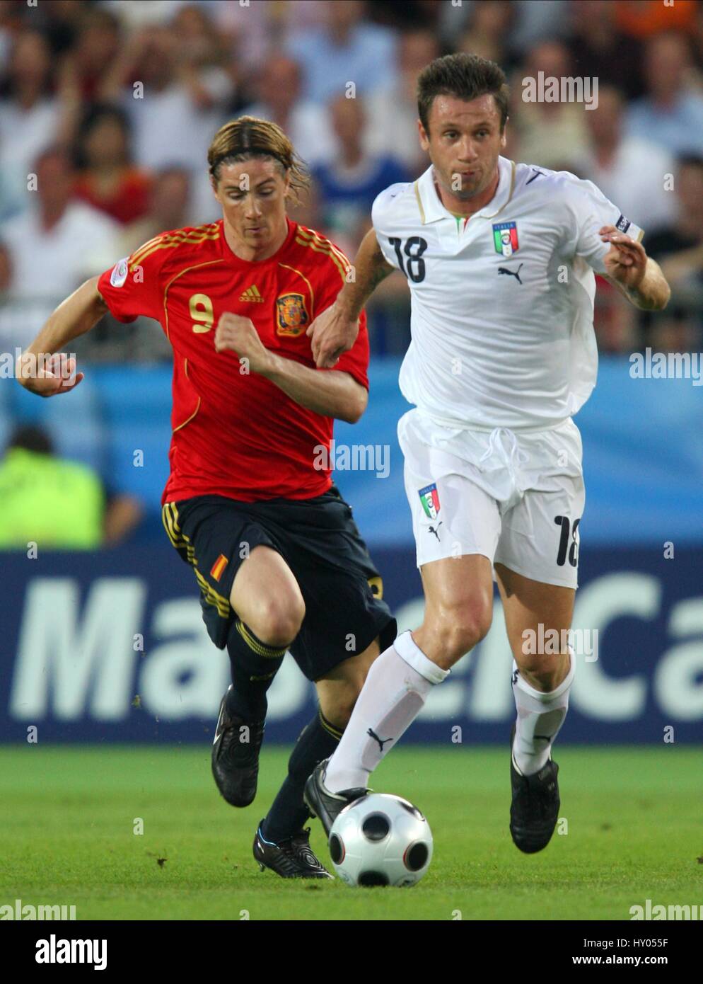 FERNANDO TORRES & A CASSANO ITALY & ROMA ERNST-HAPPEL STADIUM VIENNA ...