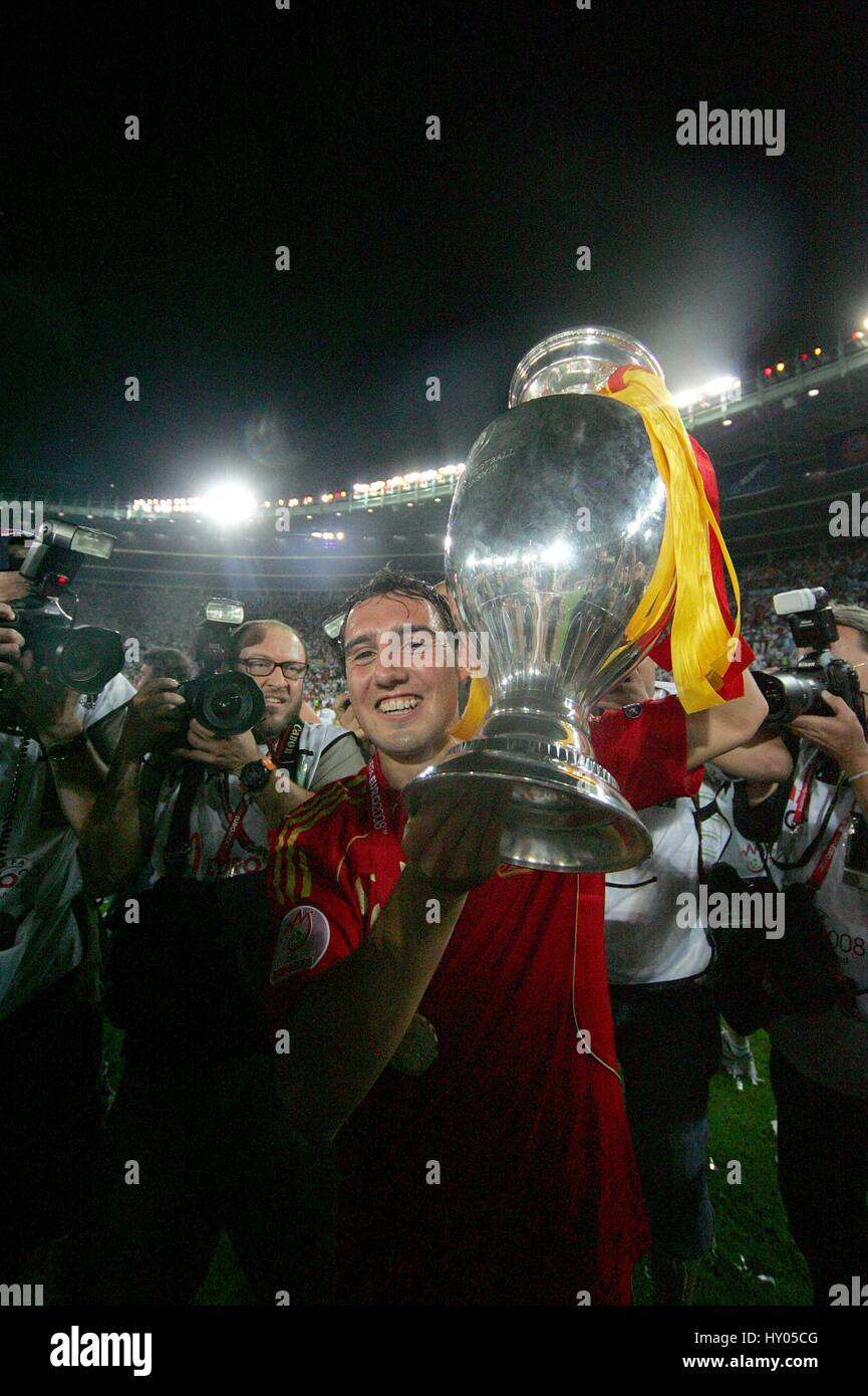 SANTI CAZORLA WITH TROPHY GERMANY V SPAIN ERNST-HAPPEL-STADION VIENNA ...