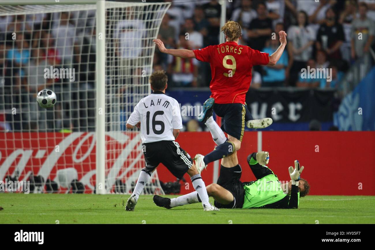 FERNANDO TORRES SCORES GOAL GERMANY V SPAIN ERNST-HAPPEL-STADION VIENNA ...