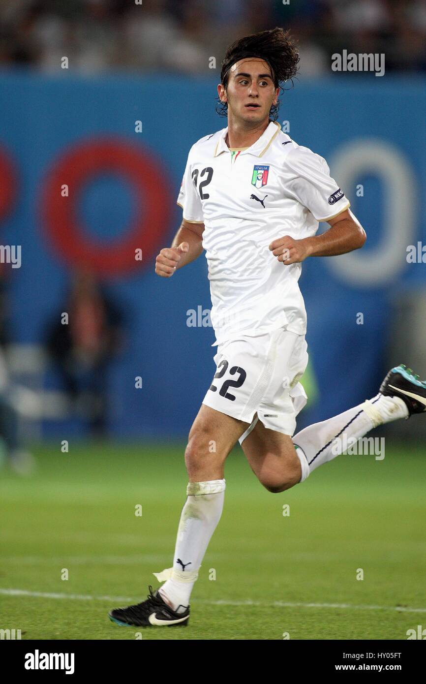 ALBERTO AQUILANI ITALY & ROMA ERNST-HAPPEL STADIUM VIENNA AUSTRIA 22 ...