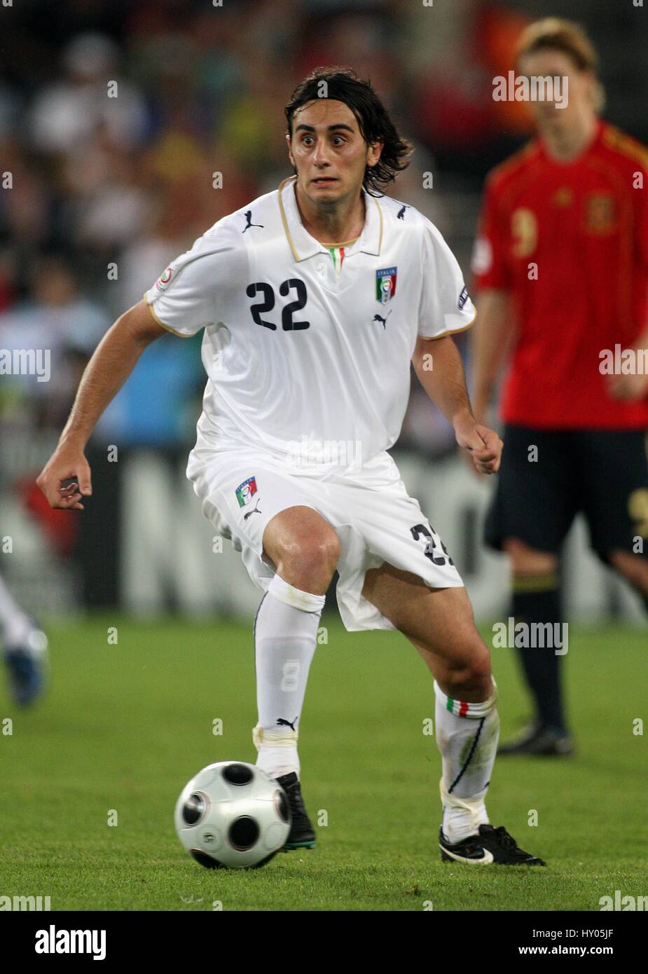 ALBERTO AQUILANI ITALY & ROMA ERNST-HAPPEL STADIUM VIENNA AUSTRIA 22 ...
