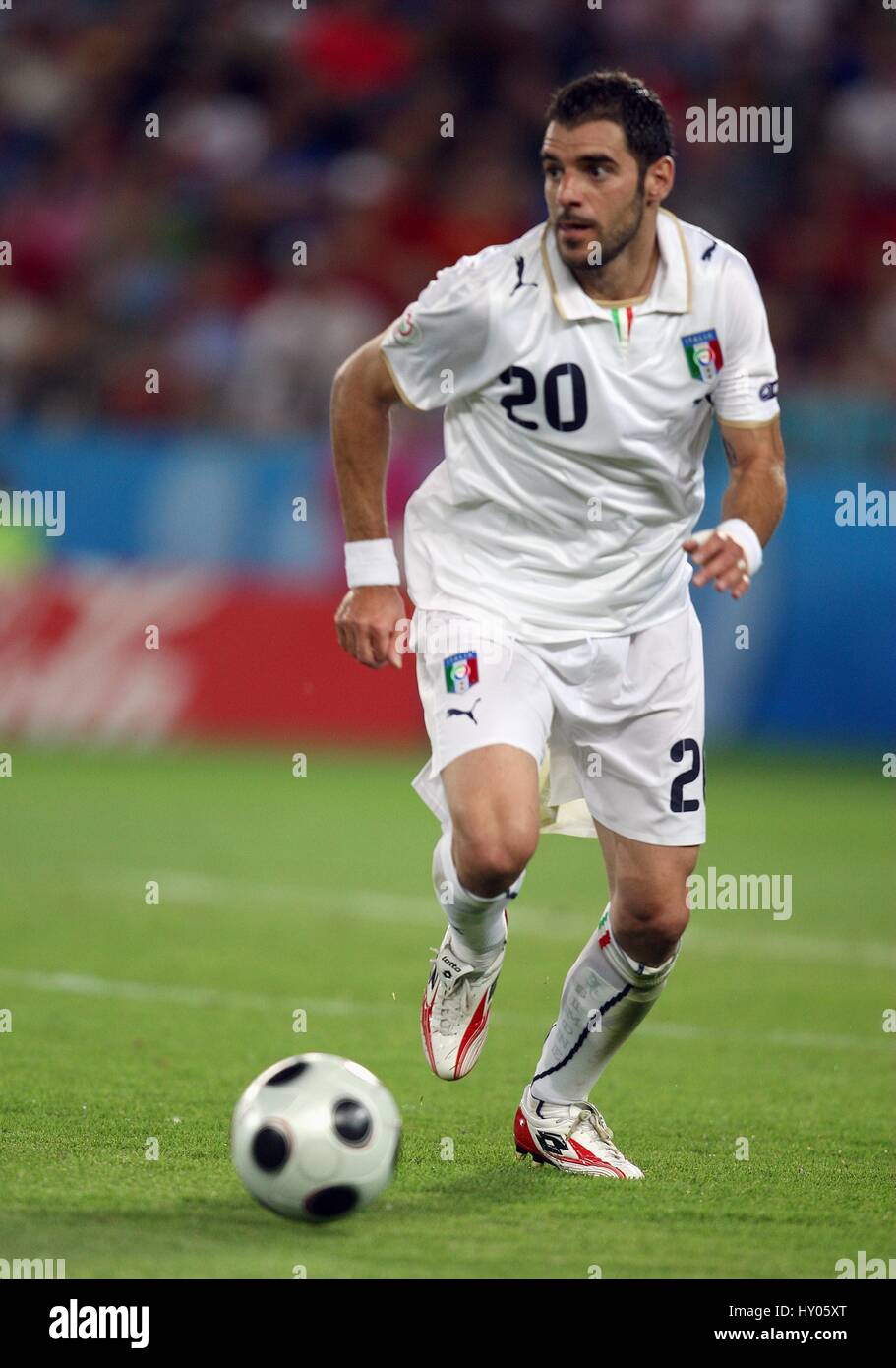 SIMONE PERROTTA ITALY & AS ROMA ERNST-HAPPEL STADIUM VIENNA AUSTRIA 22 ...