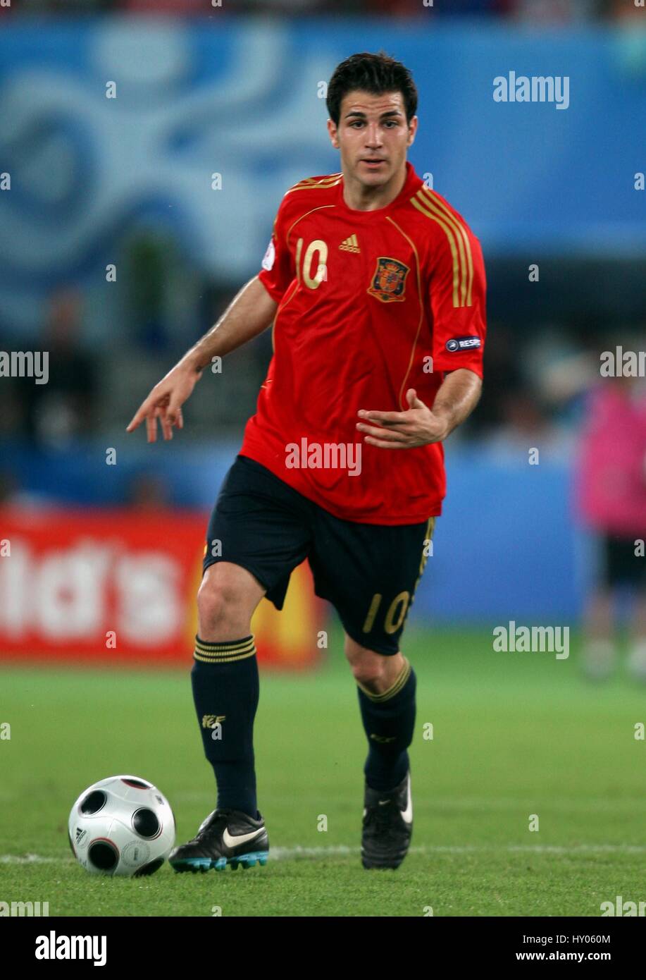 CESC FABREGAS SPAIN & ARSENAL FC ERNST-HAPPEL STADIUM VIENNA AUSTRIA 22 ...
