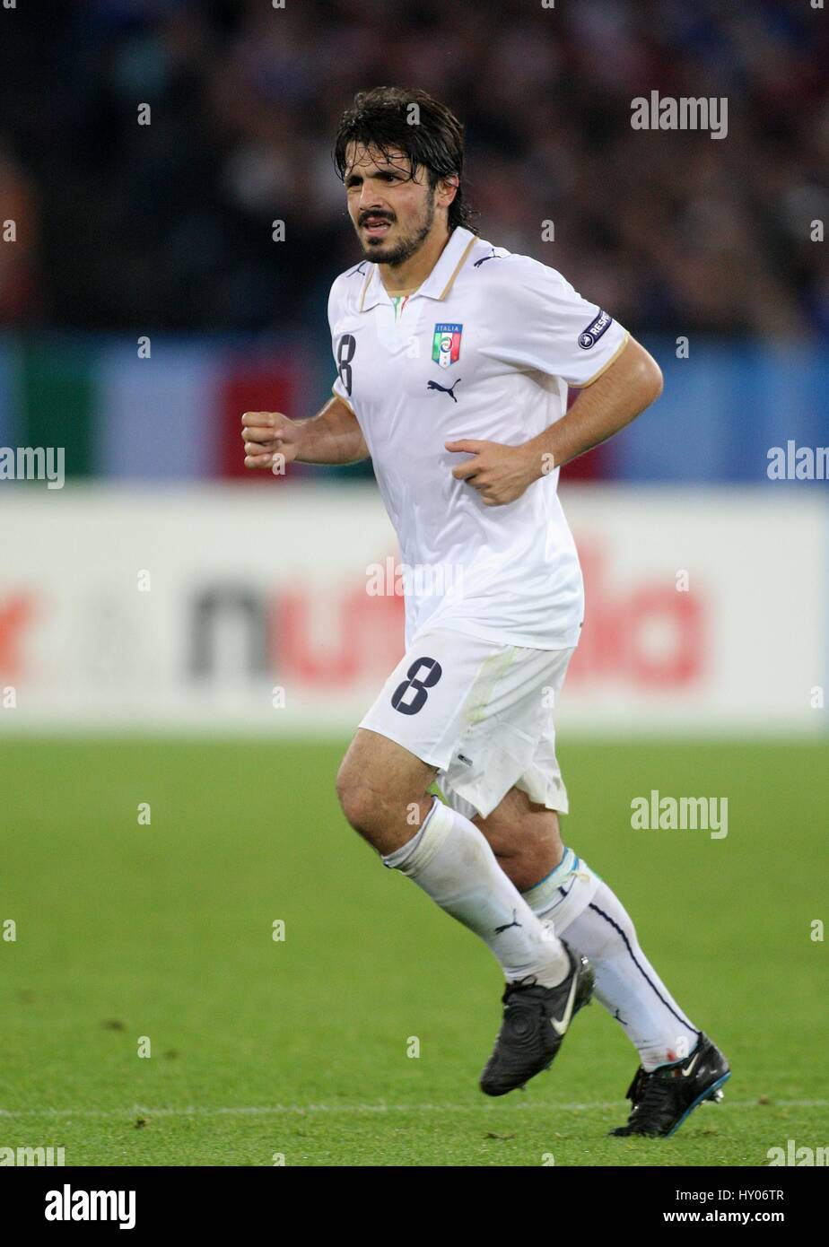 GENNARO GATTUSO ITALY & AC MILAN LETZIGRUND STADUIM ZURICH SWITZERLAND ...