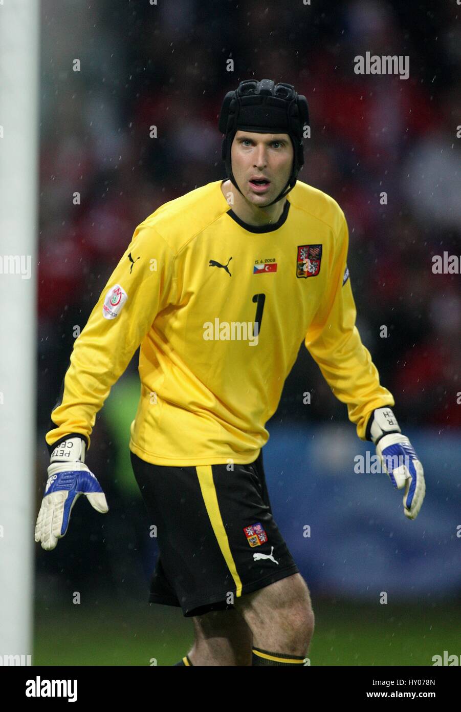 PETR CECH CZECH REPUBLIC & CHELSEA FC STADE DE GENEVE GENEVE ...