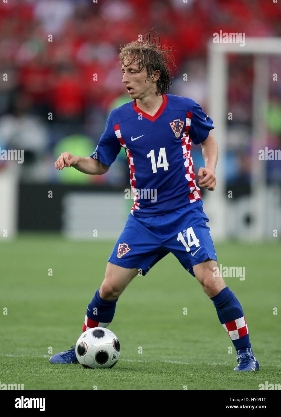LUKA MODRIC CROATIA & TOTTENHAM HOTSPUR FC ERNST-HAPPEL-STADION VIENNA ...