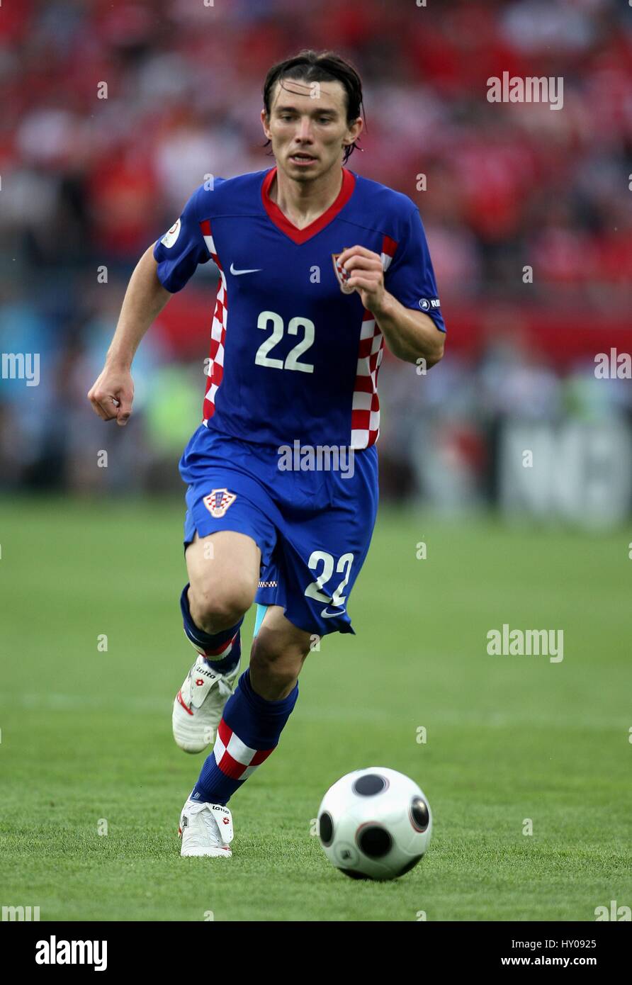 DANIJEL PRANJIC CROATIA & SC HEERENVEEN ERNST-HAPPEL-STADION VIENNA ...
