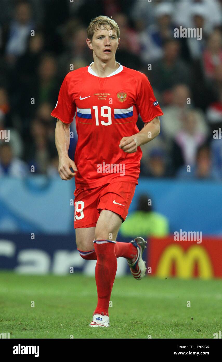 ROMAN PAVLYUCHENKO RUSSIA & SPARTAK MOSCOW EM STADION SALZBURG AUSTRIA ...