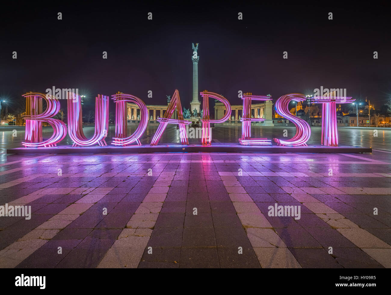 Budapest sign hi-res stock photography and images - Alamy