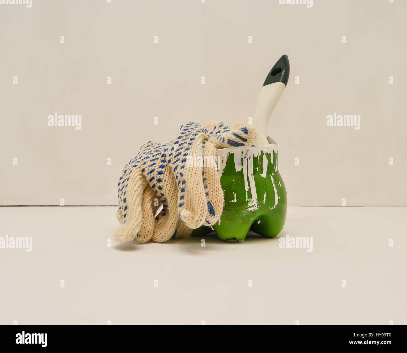 Plastic craft container hi-res stock photography and images - Alamy