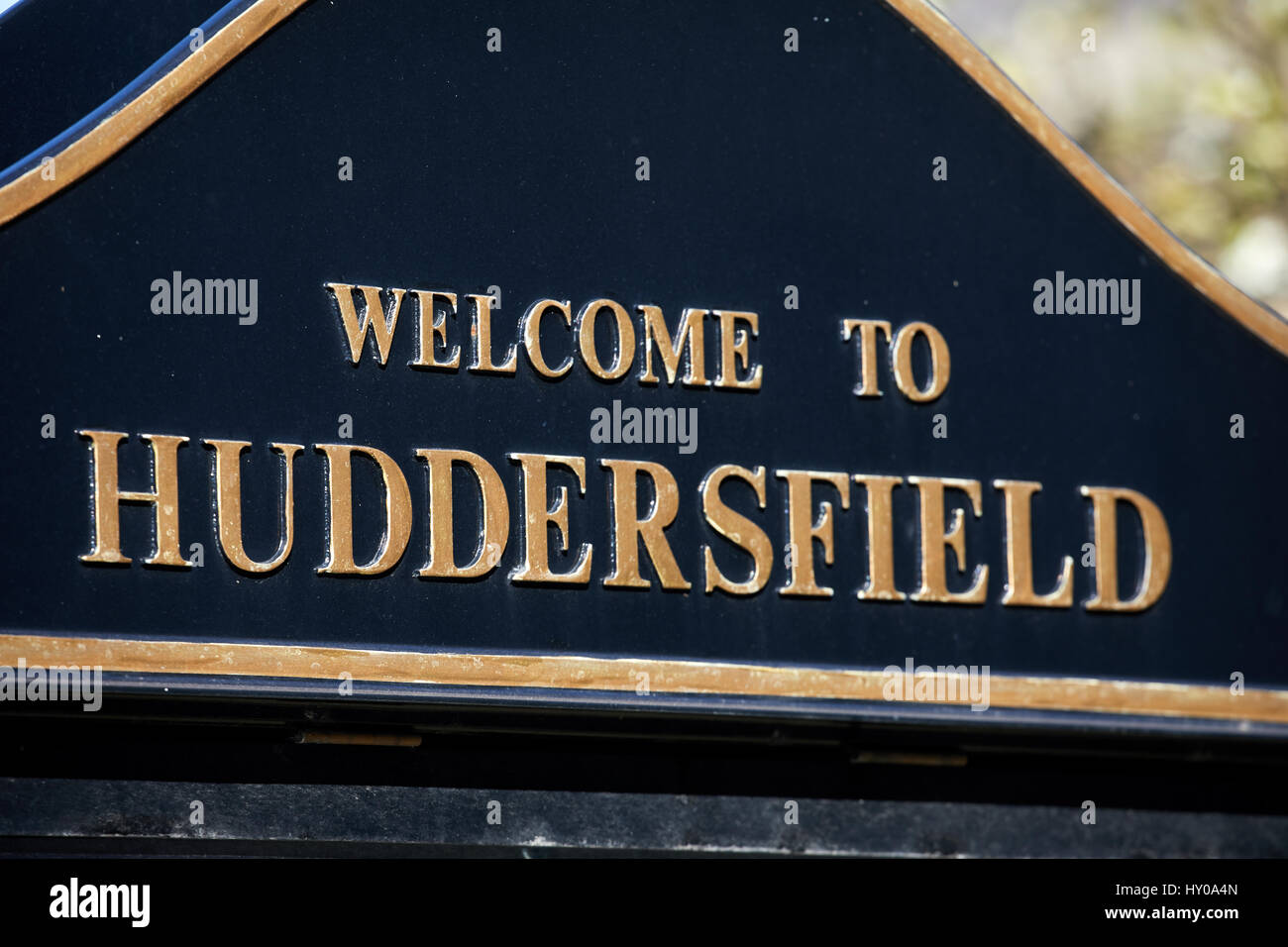 Black sign hi-res stock photography and images - Alamy