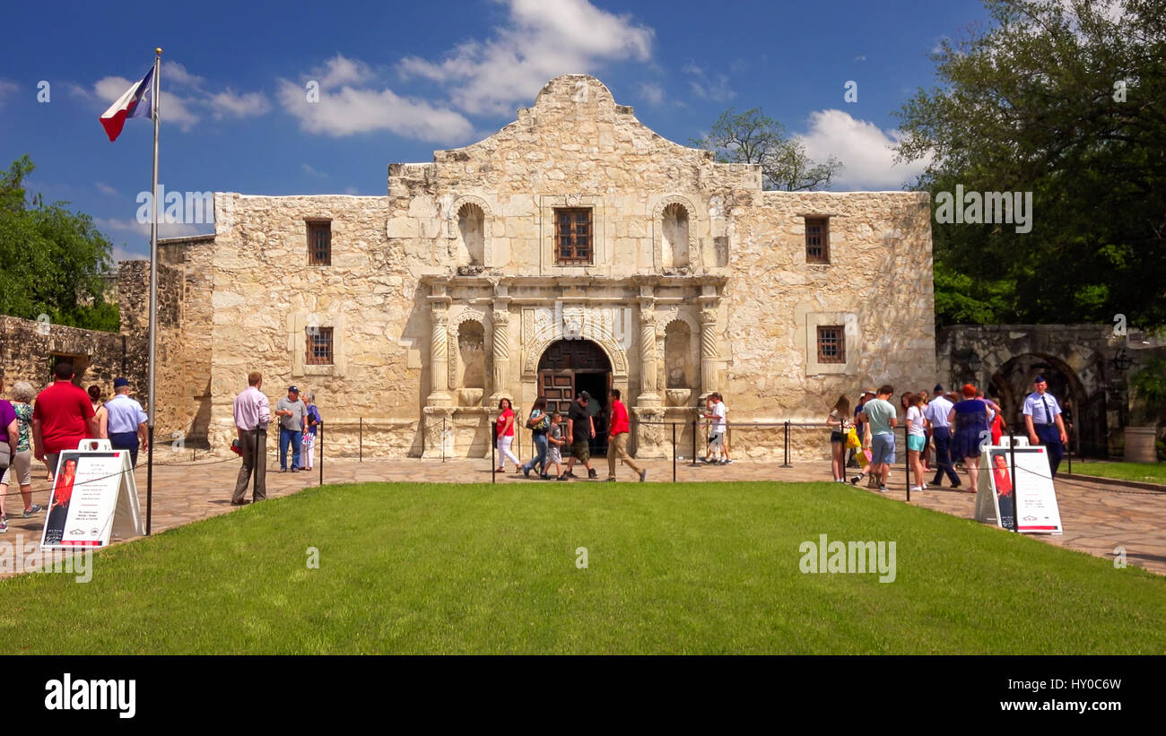 Exterior view of the historic Alamo in San Antonio, Texas with tourists ...