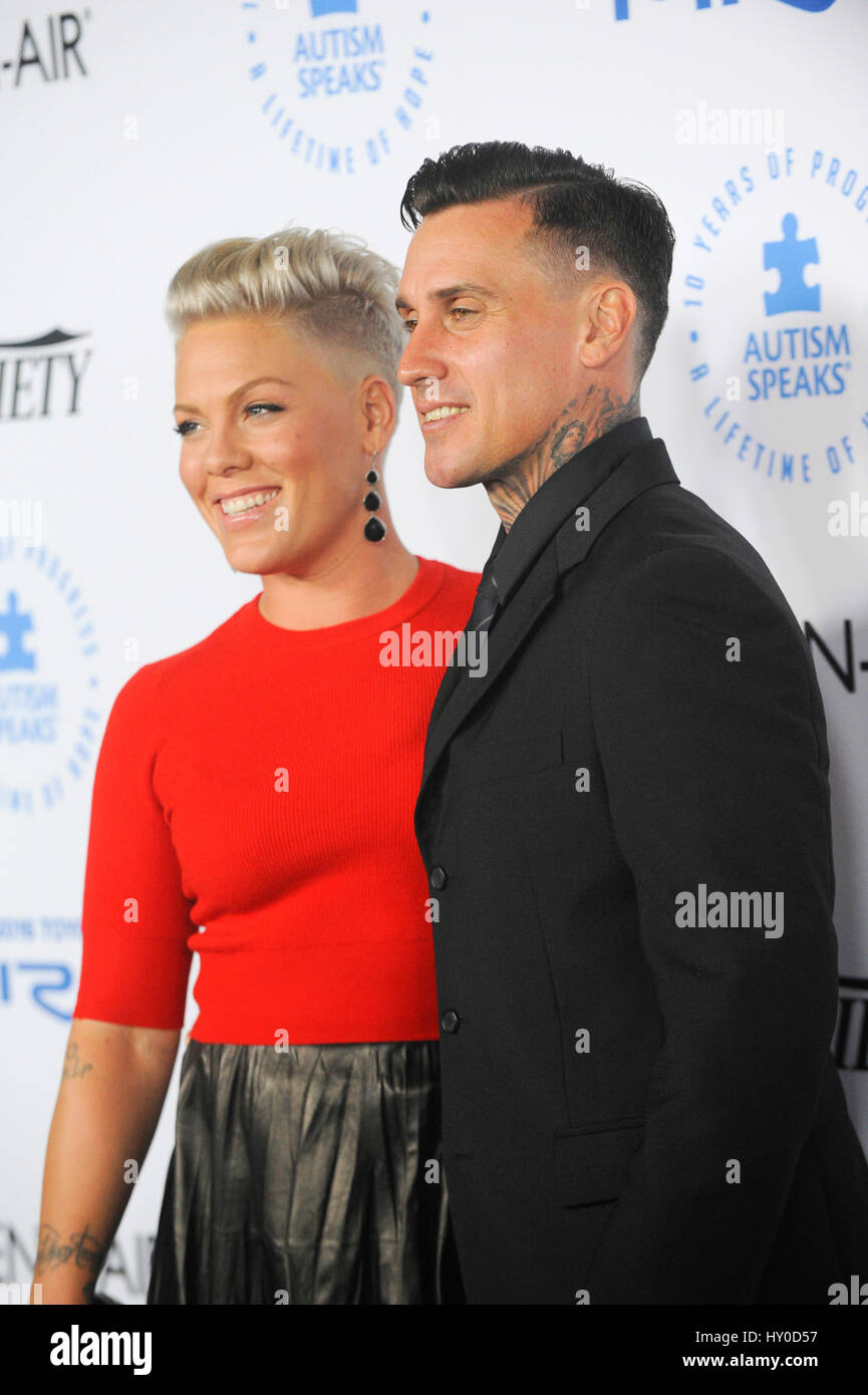 Alecia beth moore hart High Resolution Stock Photography and Images - Alamy