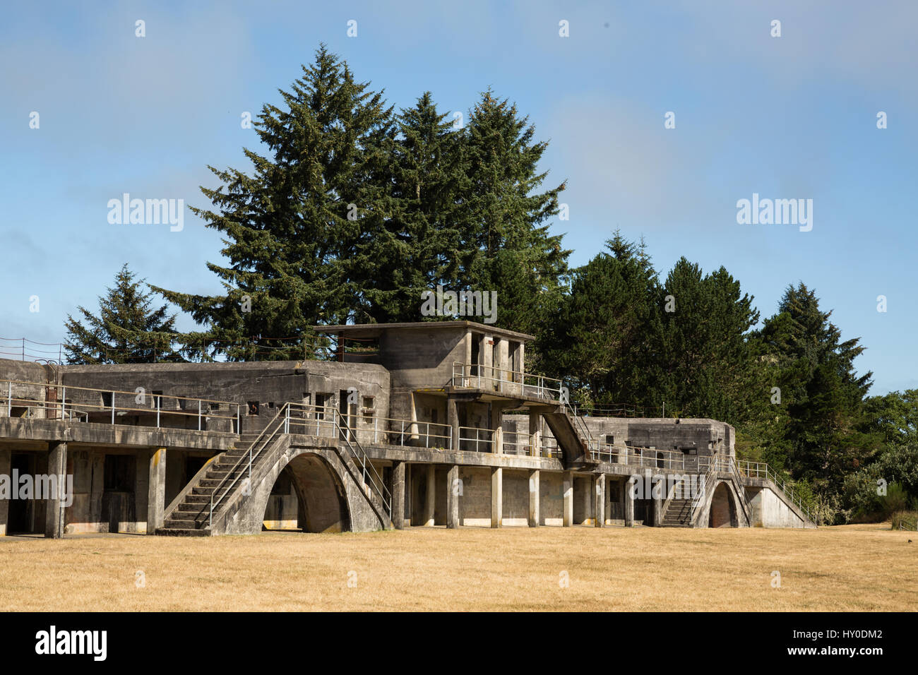 Russel Battery sits empty, now just a landmark of Fort Stevens State ...