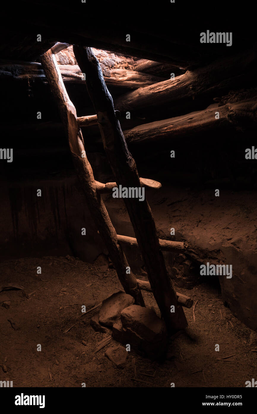 Ancient ladder hi-res stock photography and images - Alamy