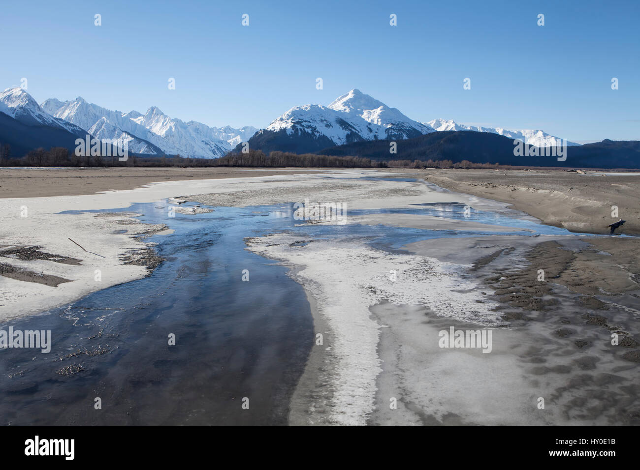 Melting in spring hi-res stock photography and images - Alamy