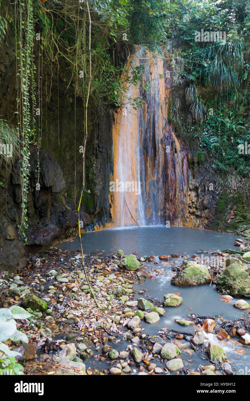 Diamonds falls hi-res stock photography and images - Alamy