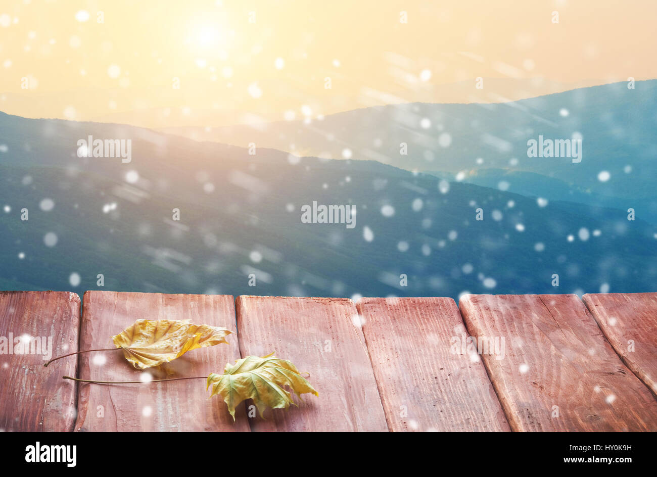 Snowfall heaven hi-res stock photography and images - Alamy