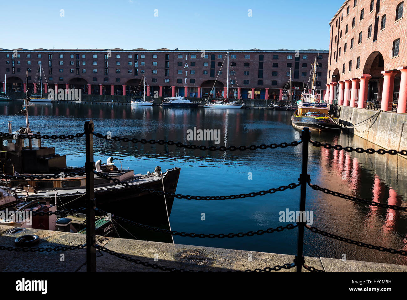 The Albert Dock is a complex of dock buildings and warehouses in ...