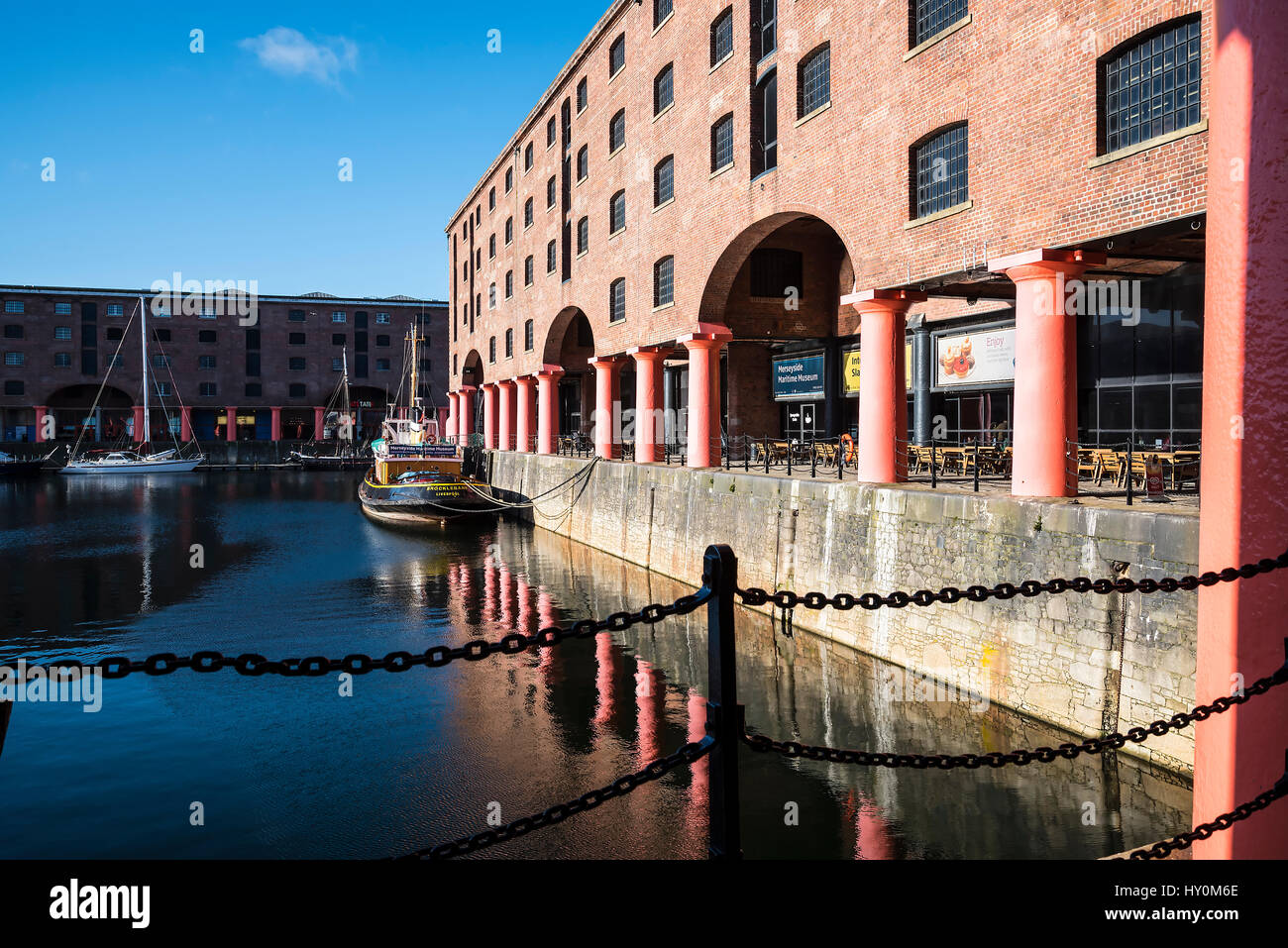 The Albert Dock is a complex of dock buildings and warehouses in ...