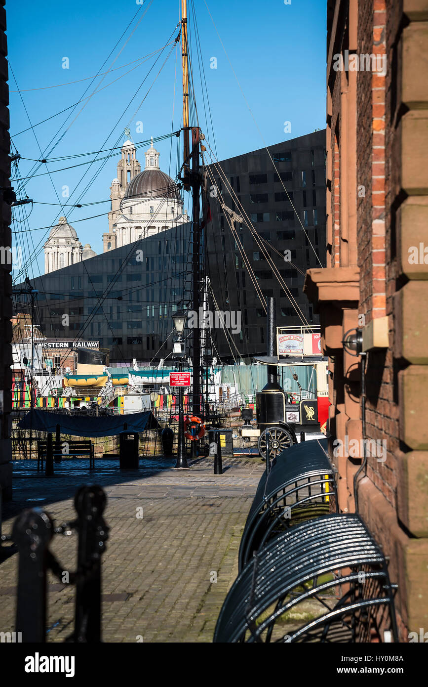 The Albert Dock is a complex of dock buildings and warehouses in ...