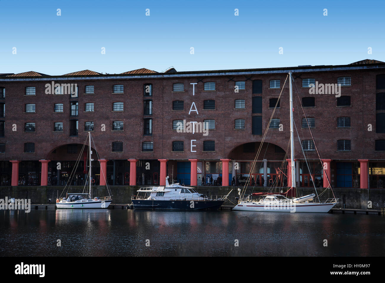 The Albert Dock is a complex of dock buildings and warehouses in ...