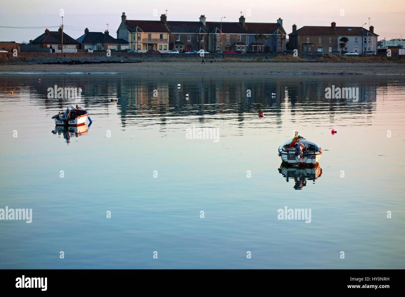 Fishing village irish town hi-res stock photography and images - Alamy