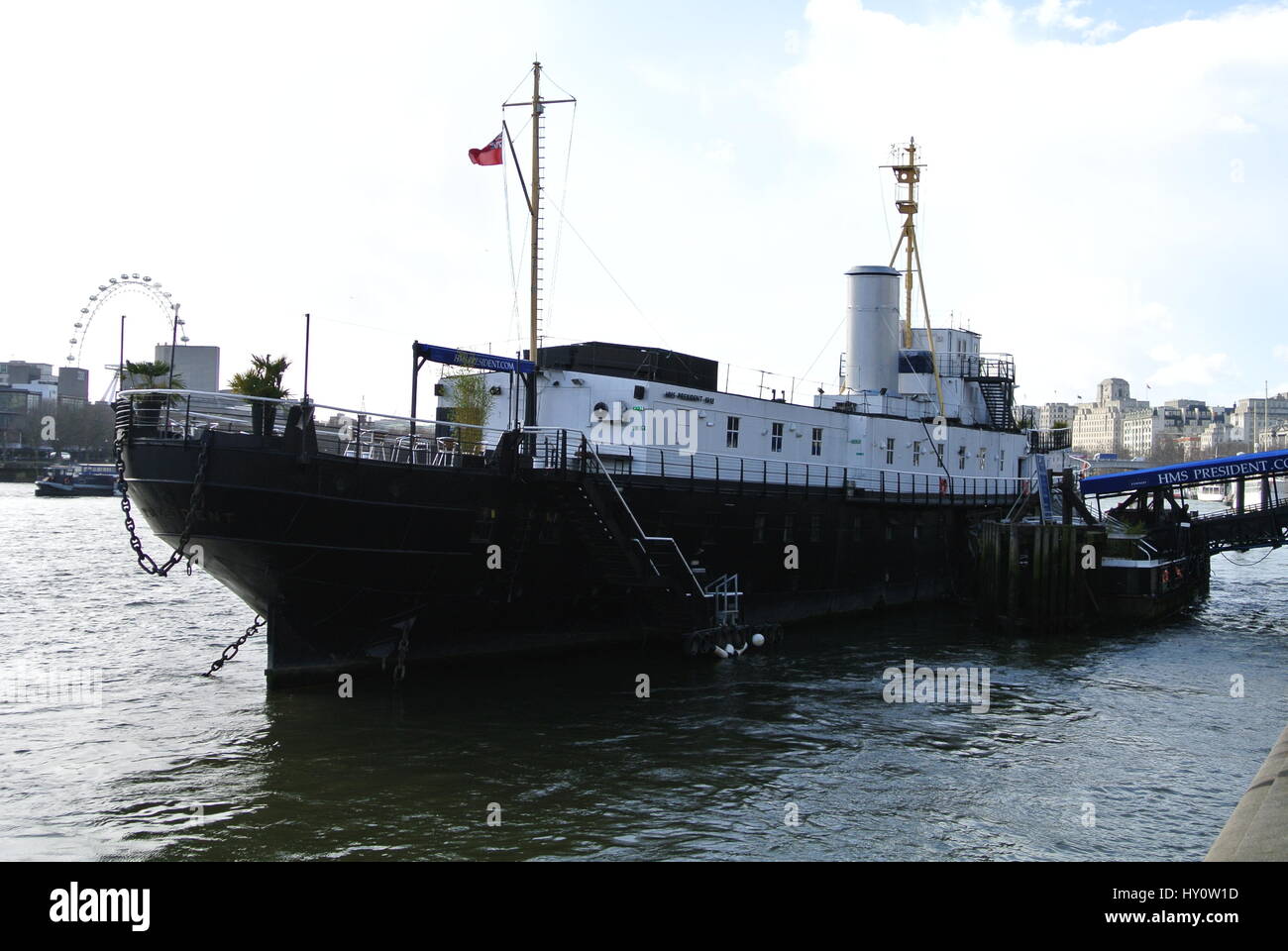Blackfriars ship hi-res stock photography and images - Alamy