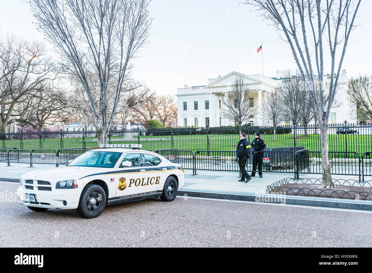 Secret service police car hi-res stock photography and images - Alamy