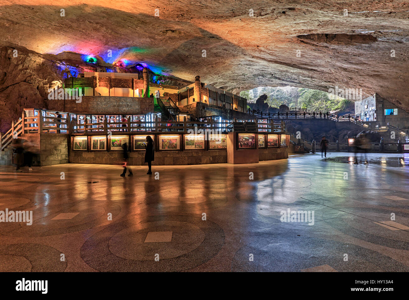 Tenglong cave hi-res stock photography and images - Alamy