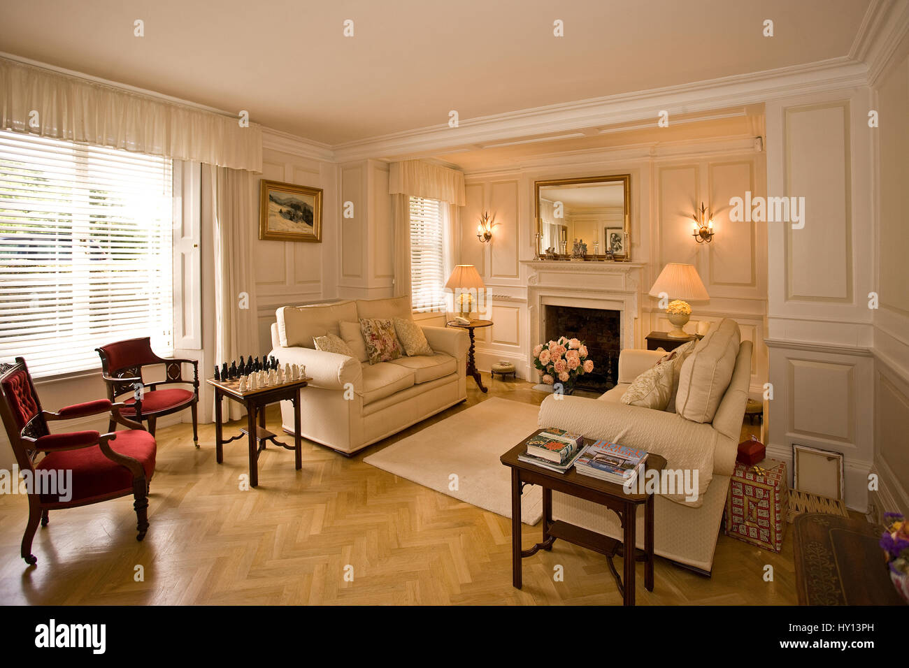 Room layout hi-res stock photography and images - Alamy