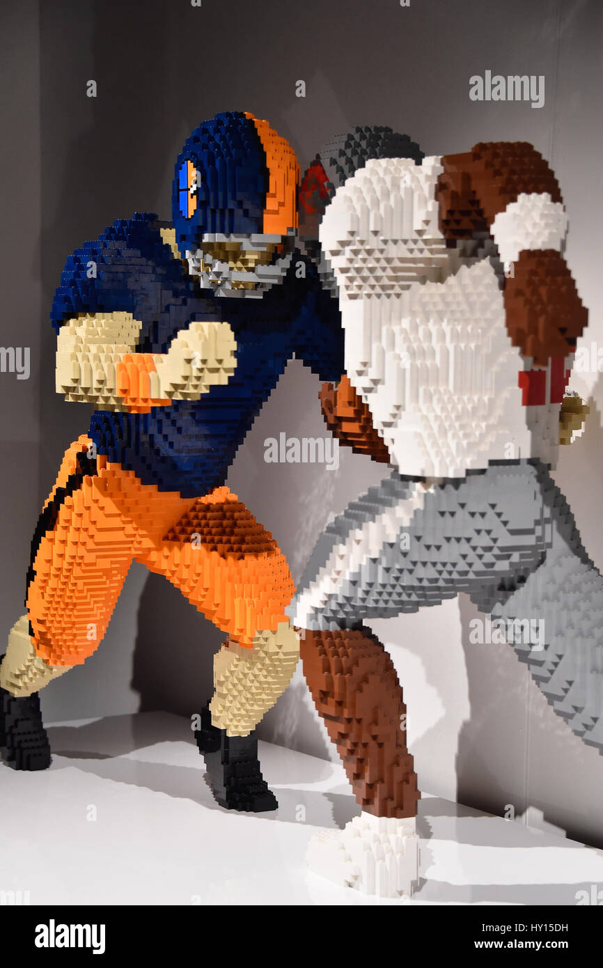The Art Of The Brick - DC Super Heroes arrives in the UK. Featuring ...