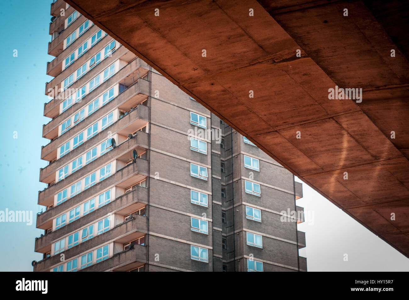 Motorway and concrete housing hi-res stock photography and images - Alamy