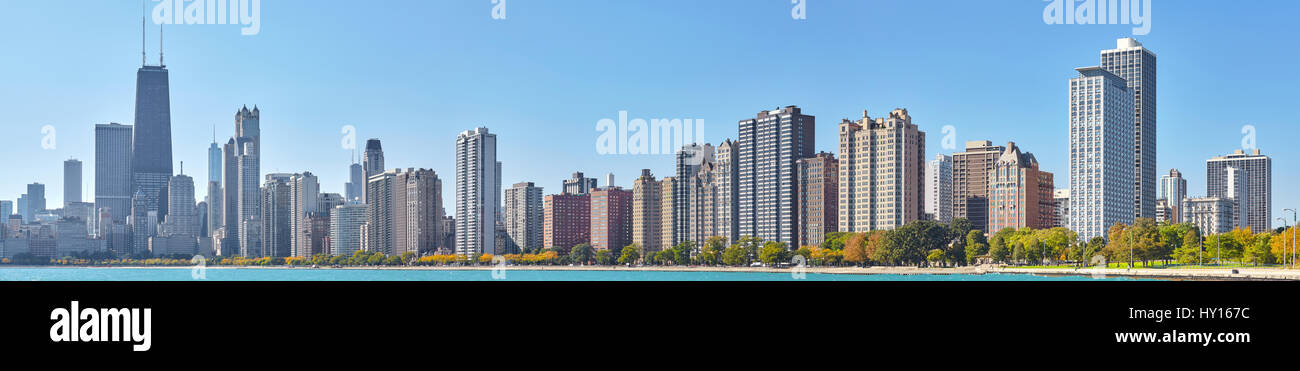 High quality panoramic picture of Chicago waterfront skyline, Illinois ...