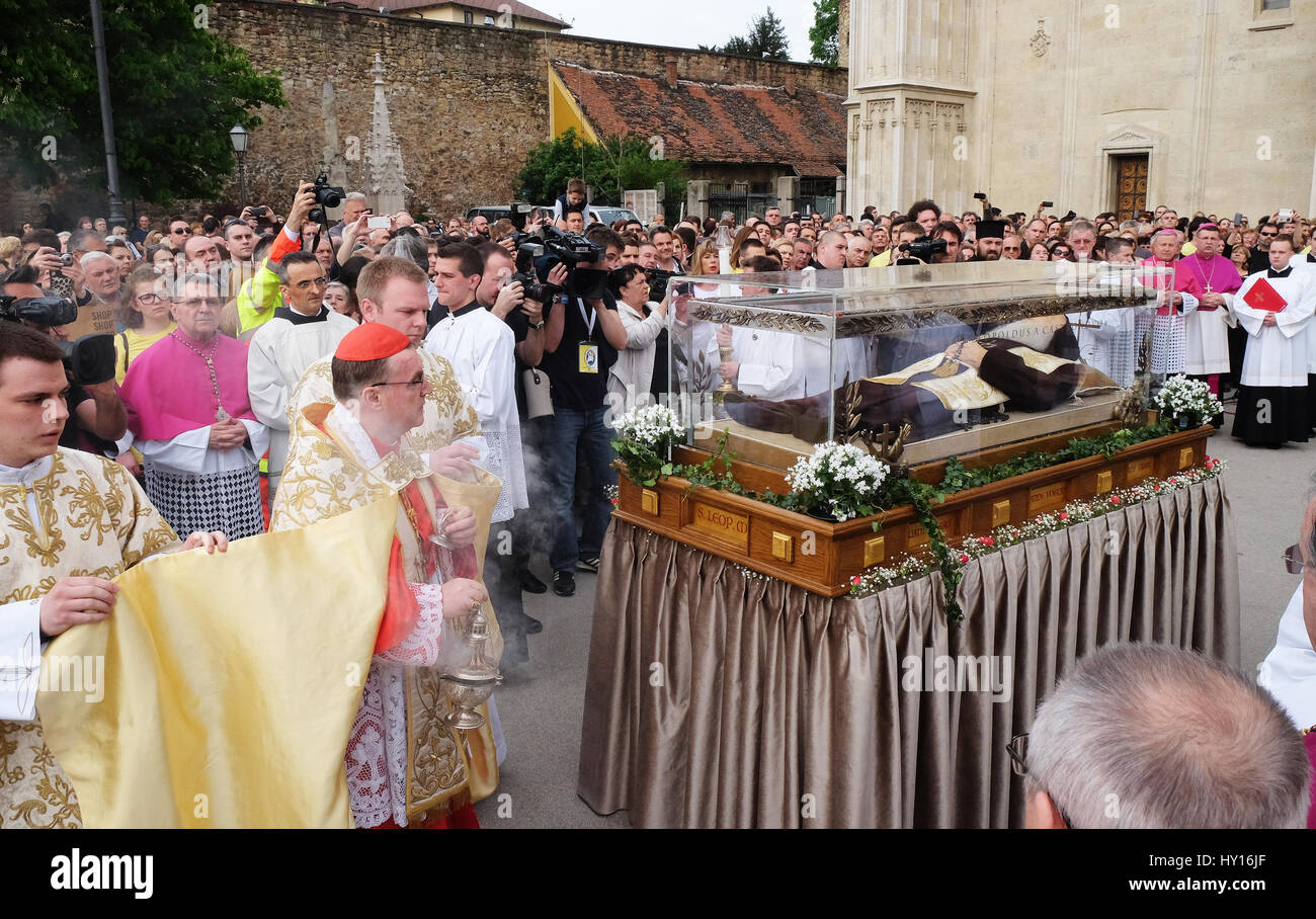 Arrival of the body of St. Leopold Mandic in Zagreb Cathedral, Croatia ...