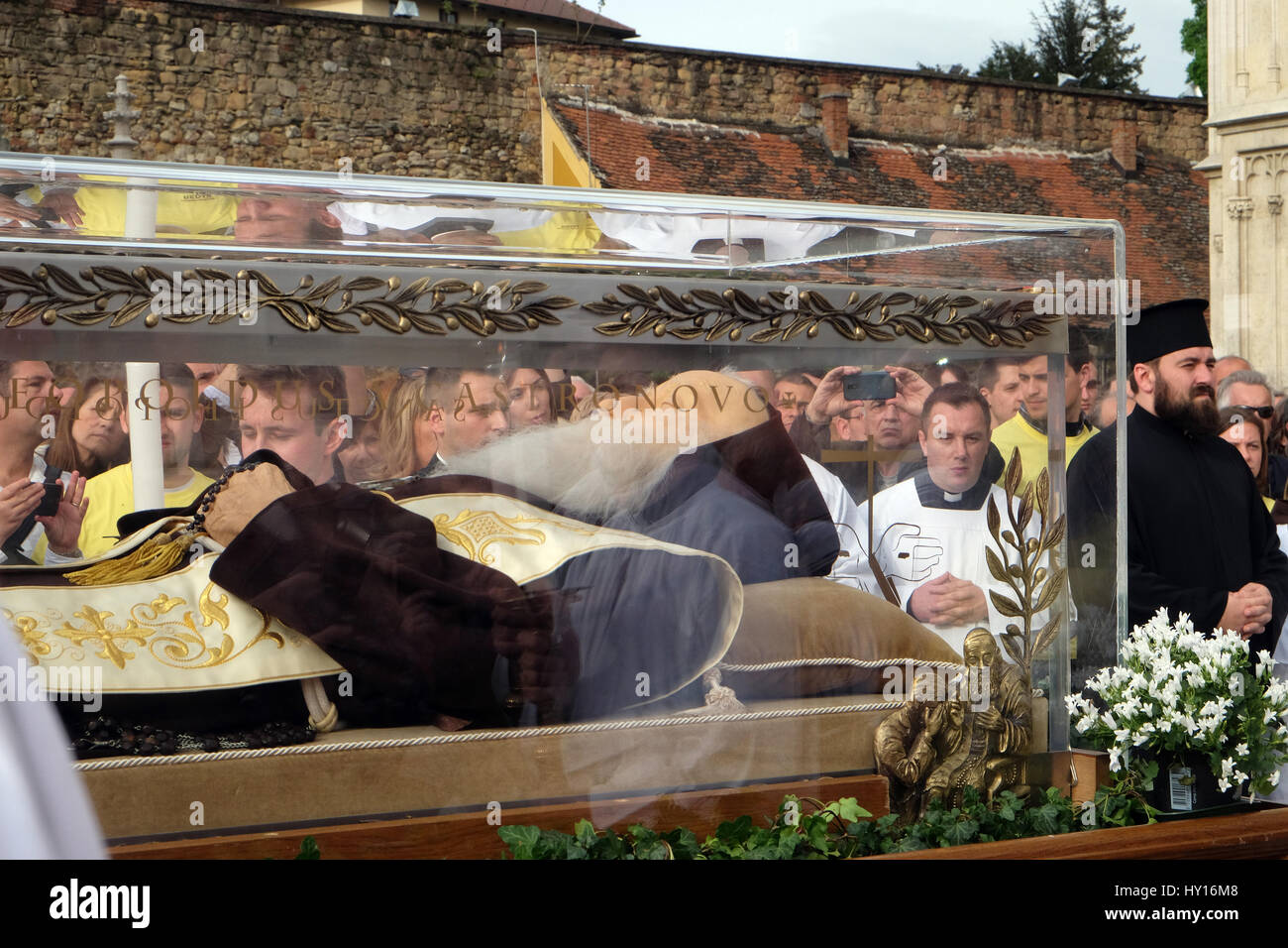 Arrival of the body of St. Leopold Mandic in Zagreb Cathedral, Croatia ...