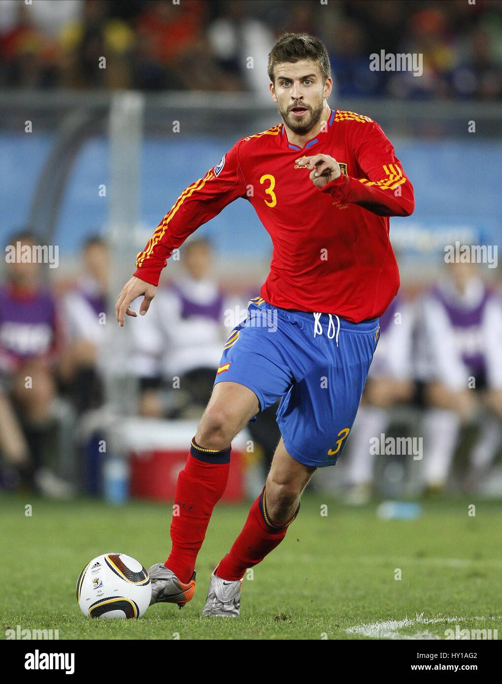 Pique 2010 fifa world cup hi-res stock photography and images - Alamy