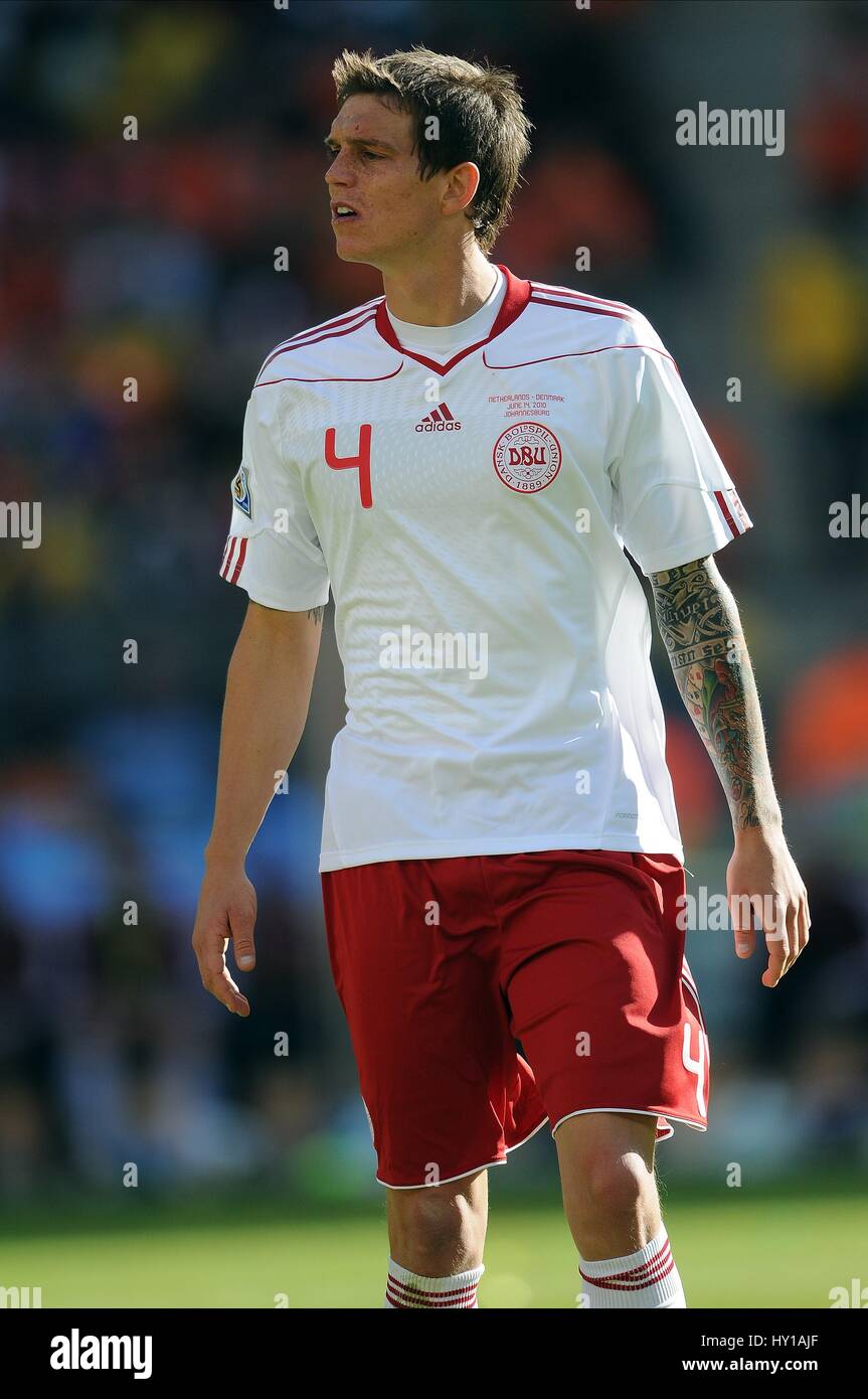 DANIEL AGGER DENMARK & LIVERPOOL FC DENMARK & LIVERPOOL FC SOCCER CITY ...