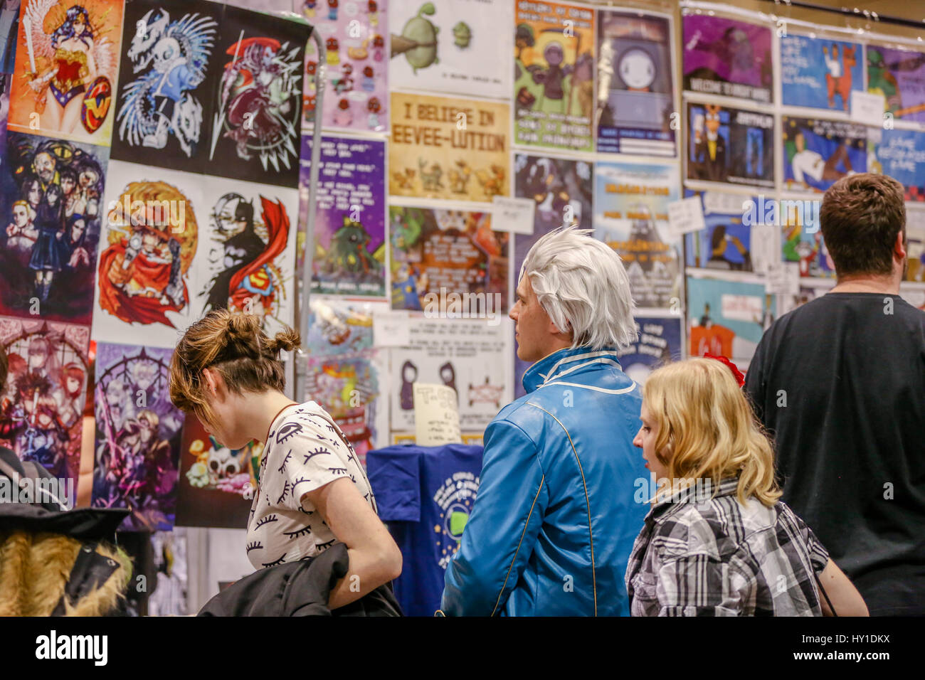 Toronto comic con hi-res stock photography and images - Alamy