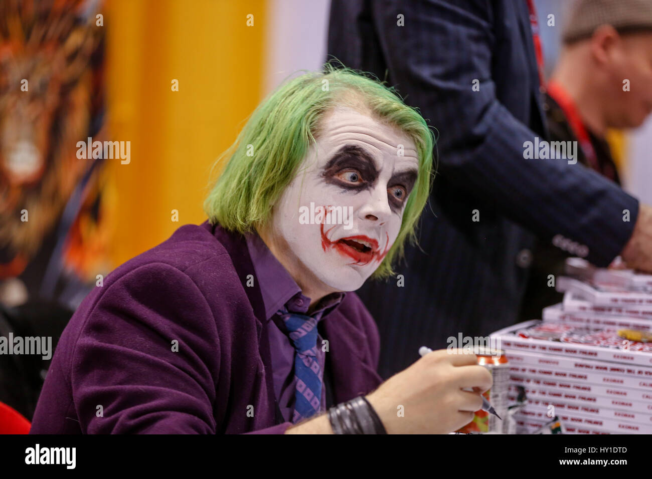 Toronto comic con hi-res stock photography and images - Alamy