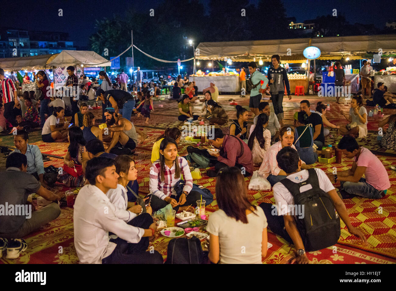 Night market, Phnom Penh, Cambodia, Asia Stock Photo - Alamy