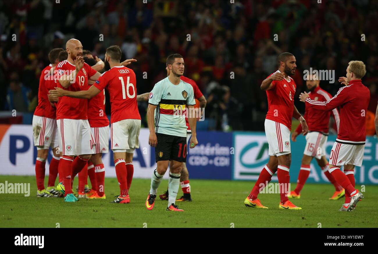 Welsh football players hi-res stock photography and images - Alamy