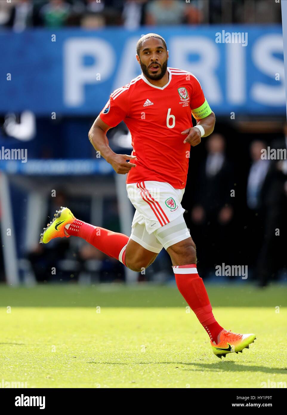 ASHLEY WILLIAMS WALES PARC DES PRINCES PARIS FRANCE 25 June 2016 Stock ...