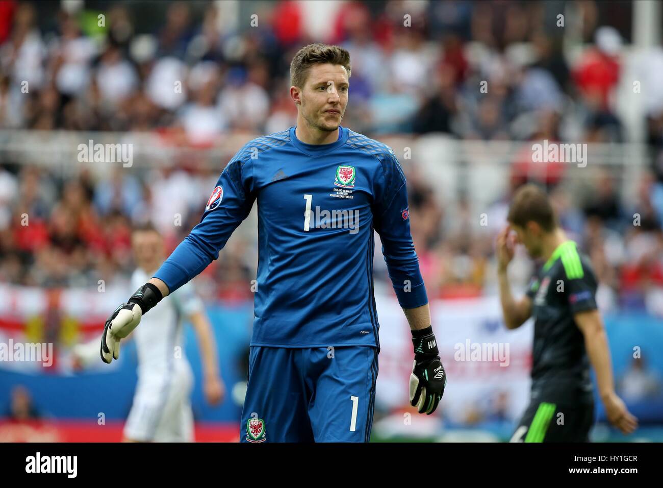 WAYNE HENNESSEY ENGLAND V WALES STADE FELIX BOLLAERT-DELELIS LENS ...